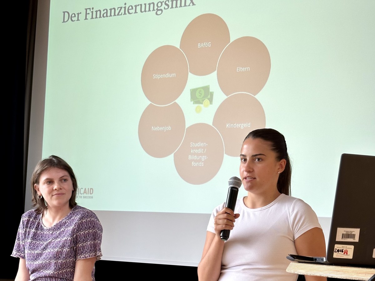 Stipendienprogramme für ein Studium — Gymnasium Marienthal